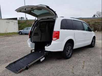 Wheelchair Vans For Sale | New Conversions and Used Handicap Vans ...