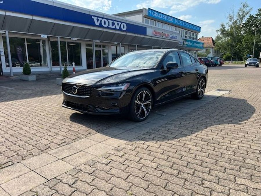 Volvo Inventory | Sedans, Crossovers, SUVs - Capitol Motors